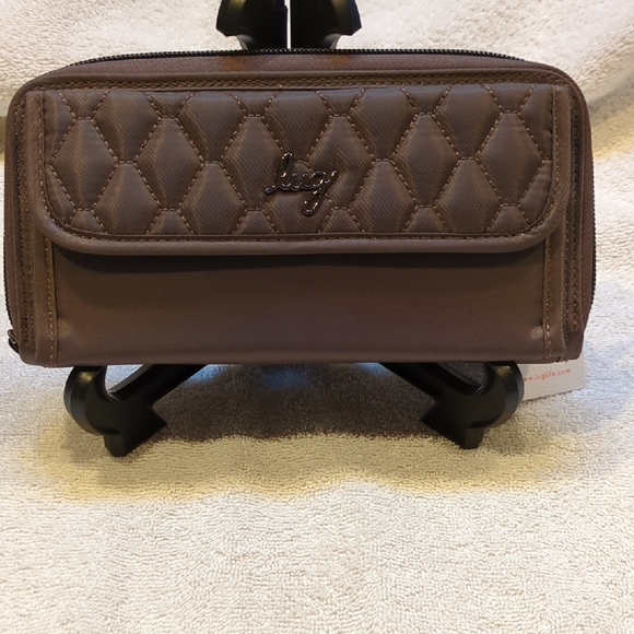 lug | Bags | Lug Kickflip Se Convertible Rfid Wallet Walnut Brown Nwt ...